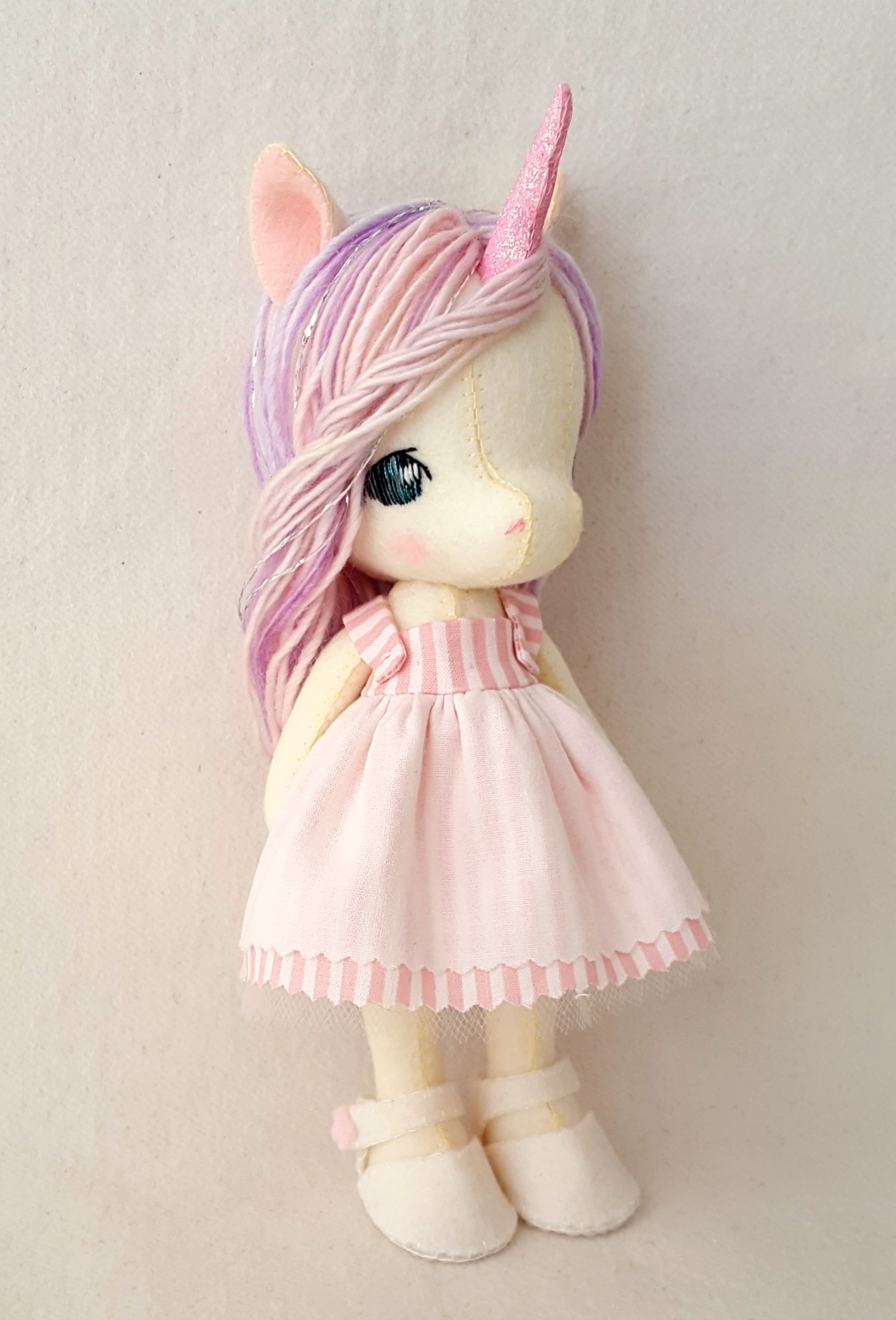 Li'l Luvs Unicorn Pdf Pattern on Luulla